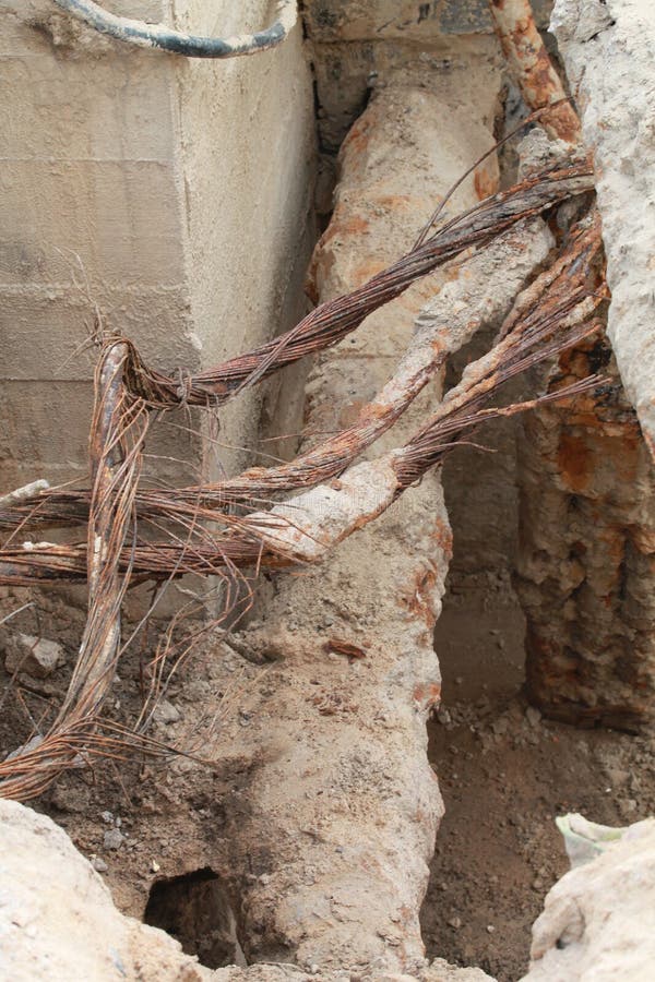Destroyed Residential Building Stock Photo - Image of wall, trunk ...