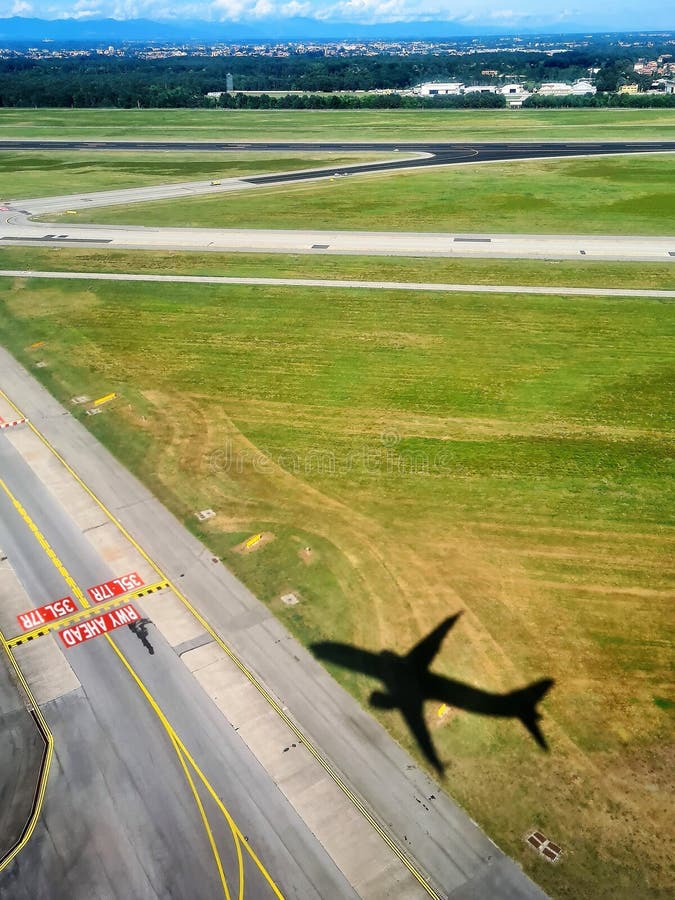 Detaching the Shadow from the Ground of an Airplane during Take Off ...