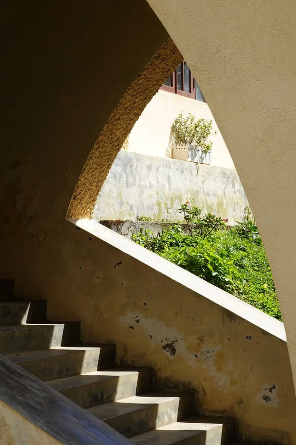 Typical Ogive Arch in a Cathedral Stock Photo - Image of decor, frame: 137233390