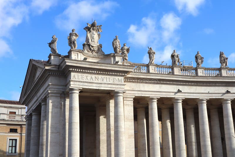 Detail of Colonnade at Saint Peters Square in the Vatican Stock Photo ...
