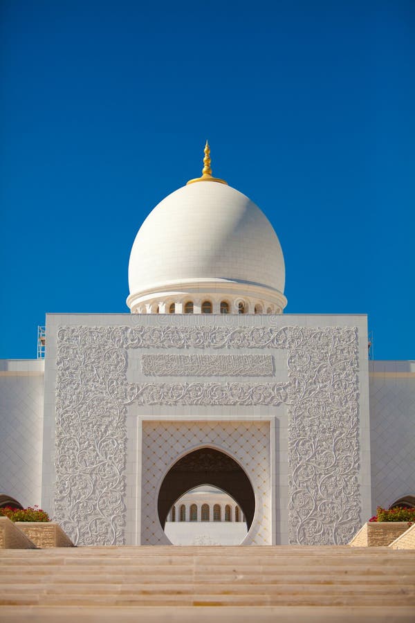 Detail of the Sheikh Zayed Mosque in Abu Dhabi Stock Image - Image of ...