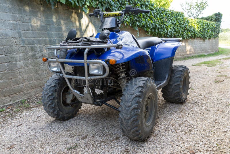 Detail of a 350-speed quad editorial photo. Image of motor - 196432316