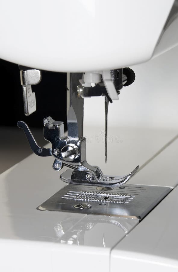 Detail Van Naaimachine Met Naald Stock Afbeelding - Image of handwerk ...