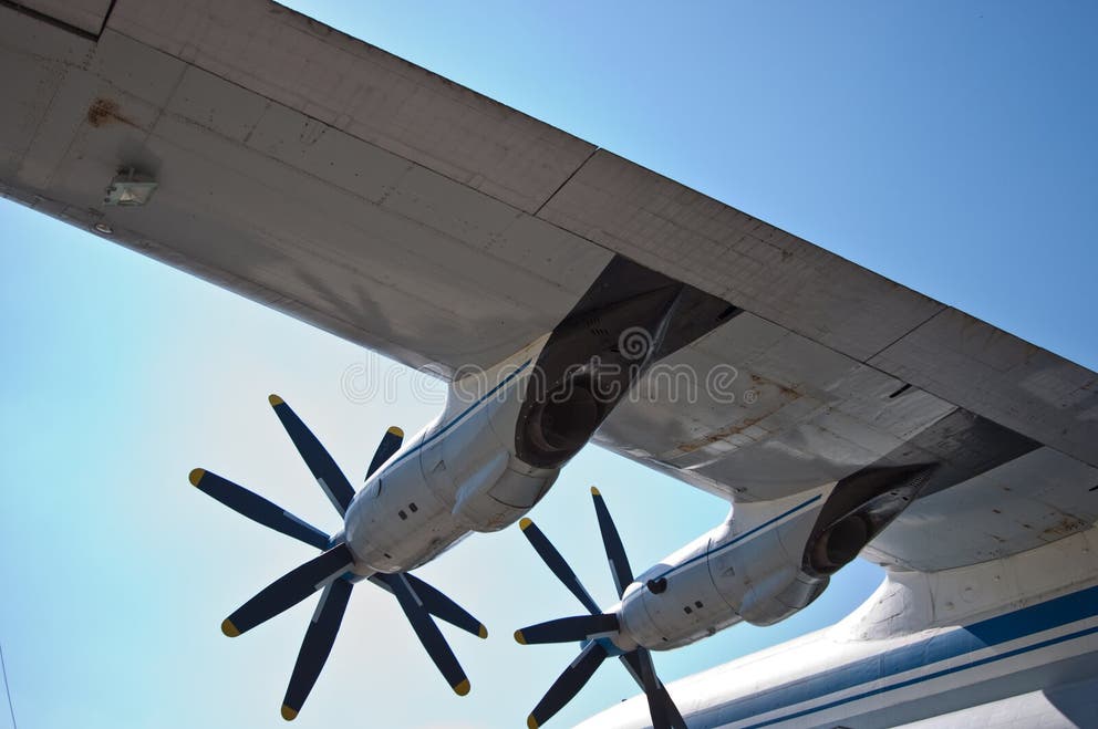 Detail View of a an-22 Wing Stock Image - Image of airplane, flying ...