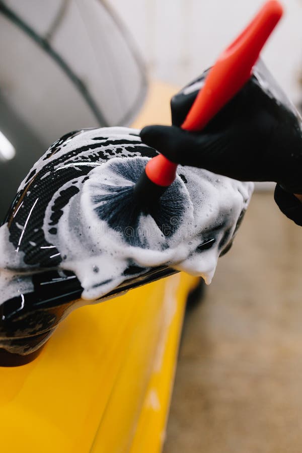 Detailing Procedure of Applying a Soapy Solution To the Car& X27;s ...