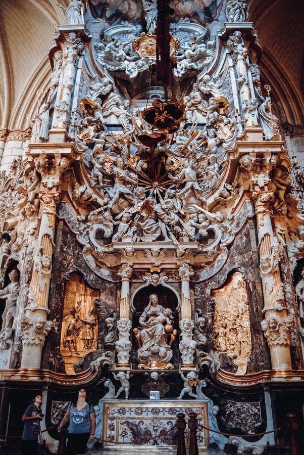 Altar of the Cathedral of Toledo Editorial Stock Photo - Image of ship ...