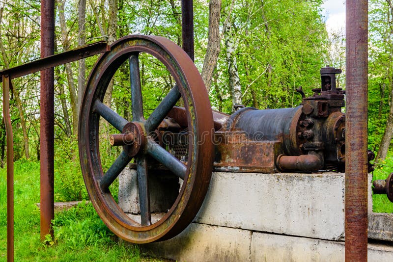 Details of the Old Steam Threshing Machine. Agricultural Equipment ...