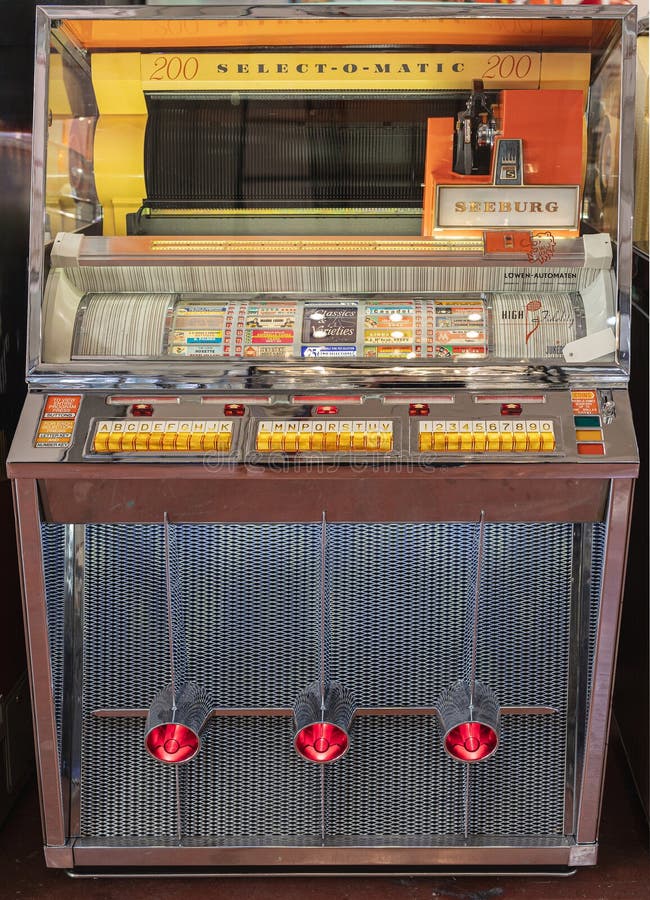 Details of Retro Jukebox: Music and Dance in the 1940s and in the 1950s ...