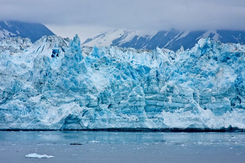 Glacial Hubbard Sob Nuvens De Tempestade Imagem de Stock - Imagem de ...