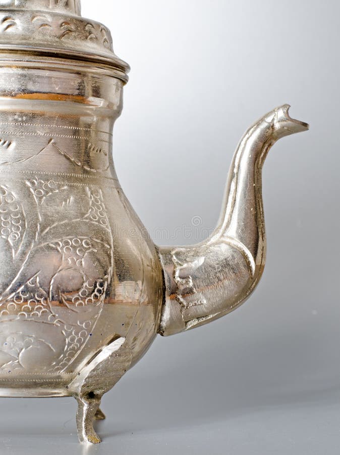 Detalhe De Prata Antigo Do Jarro Imagem de Stock - Imagem de metal ...