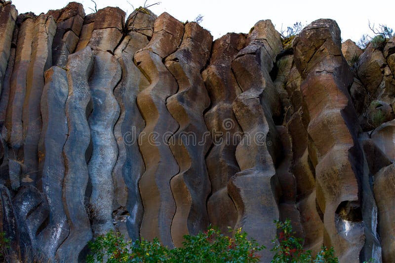 Columnas Del Basalto Fotografiadas En Islandia Imagen de archivo ...