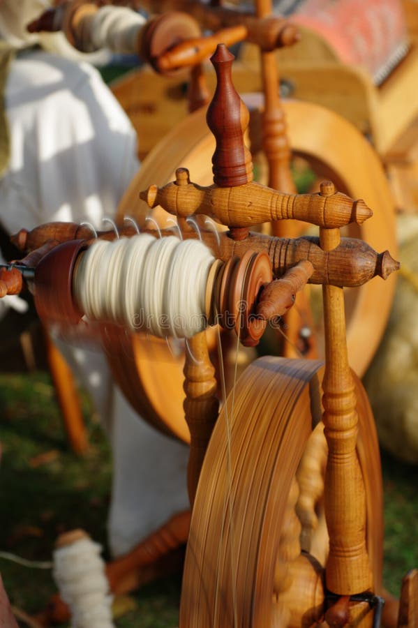 Detalle de la rueca imagen de archivo. Imagen de vendimia - 42908805