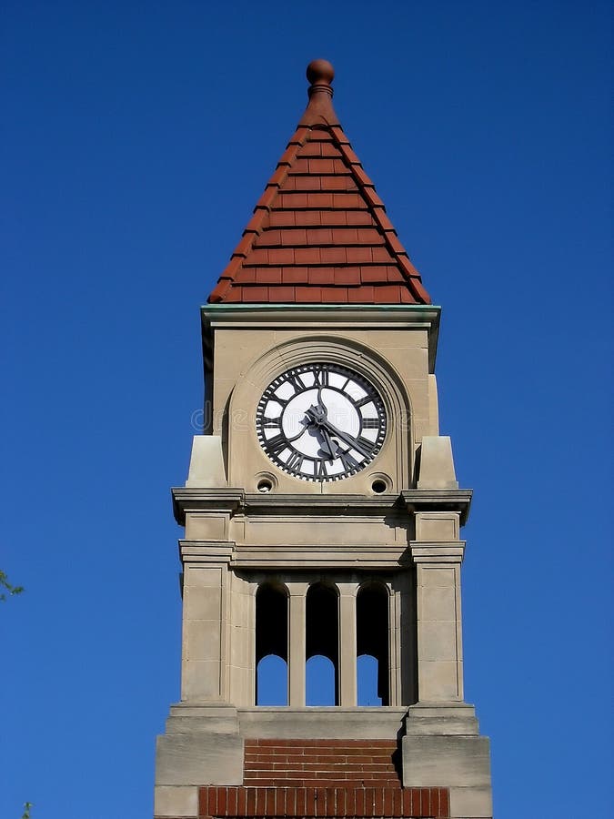Detalle De La Torre De Reloj. Foto de archivo - Imagen de ciudad, reloj ...