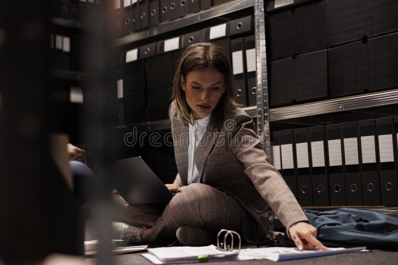 Detectives Discussing Criminal Case Stock Image - Image of colleague ...