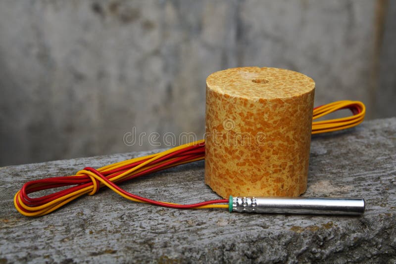 Detonator And Explosive Royalty Free Stock Photography - Image: 25898307