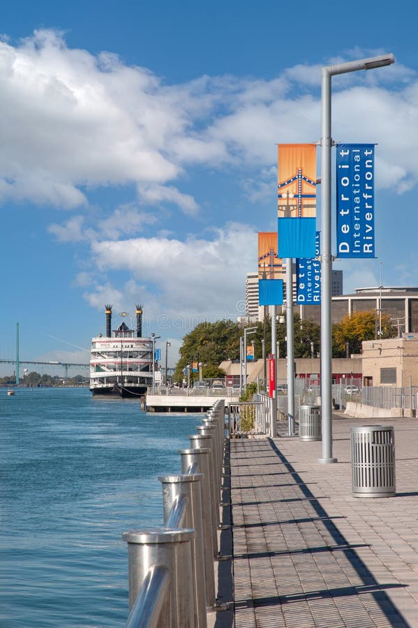 Detroit Riverfront Featuring a Ferry Boat and City Skyline Editorial ...
