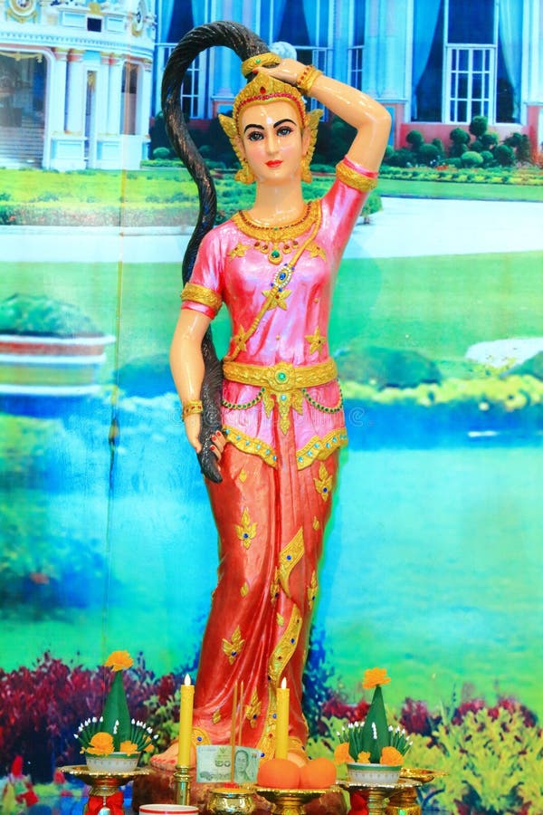 Deusa da terra foto de stock. Imagem de museu, terra - 57816538