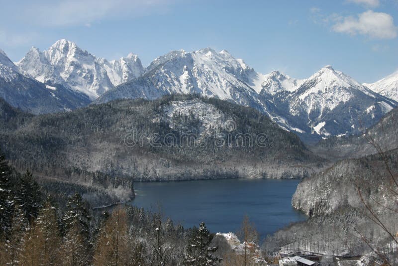 Deutsche Alpen stockbild. Bild von frost, hügel, ruhe - 10579777