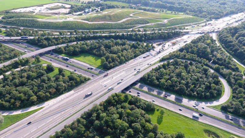 Deutsche Autobahnen Gesehen Von Oben Stockbild - Bild von datenbahnen ...