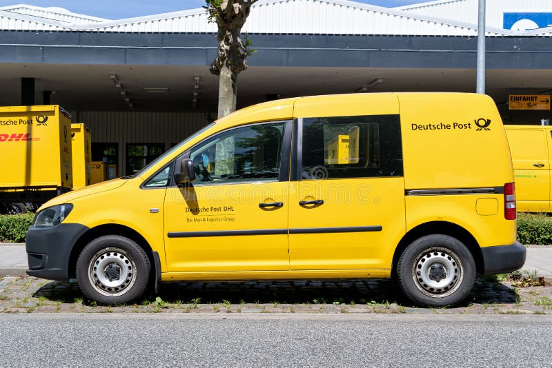 Deutsche Post van editorial photography. Image of post - 250919902