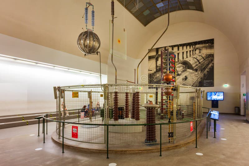 Deutsches Museum or German Museum in Munich Editorial Photography ...