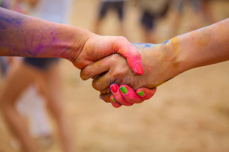 Deux mains ensemble photo stock. Image du ensemble, mains - 36688668