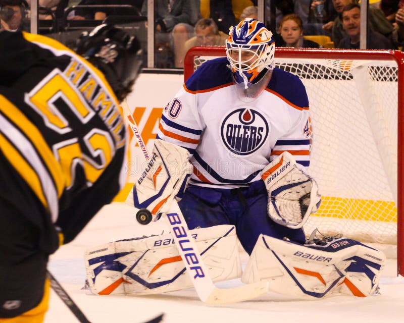 Devan Dubnyk Edmonton Oilers Editorial Photo - Image of professional ...