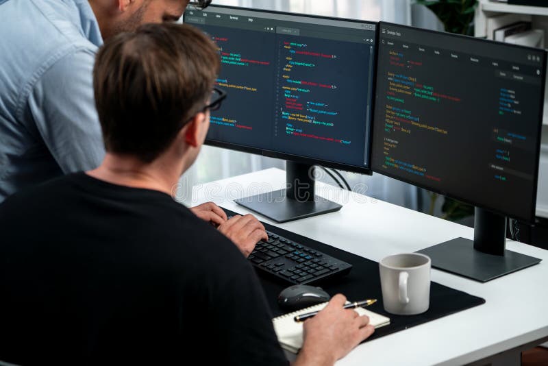 It Developers Discussing Online Software Development Information ... It Developers Discussing Online Software Development Information ...