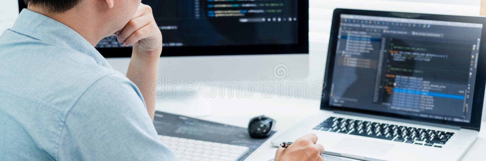 Developing Programmer Development Website Design And Coding