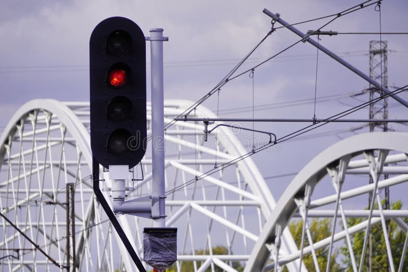 Device for Regulating Traffic on the Lines of High-speed Railways ...