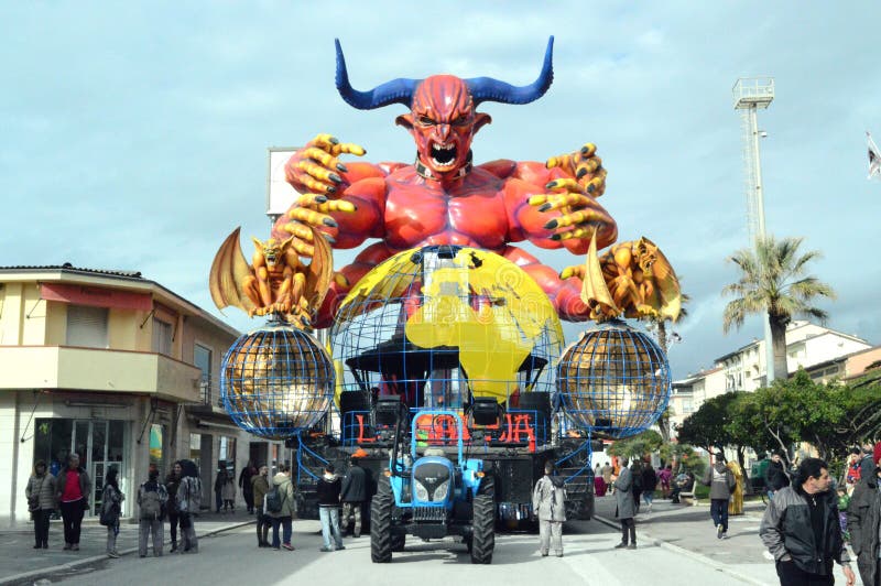 Devil Float at Viareggio Carnival Editorial Photo - Image of holiday ...