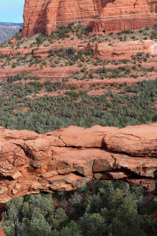 Devil S Bridge, a Natural Sandstone Arch, in Sedona, Arizona Stock ...