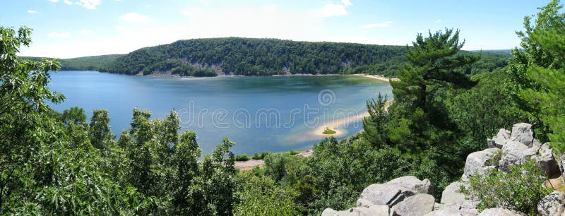 Devils Lake State Park stock photo. Image of wisconsin - 37415476