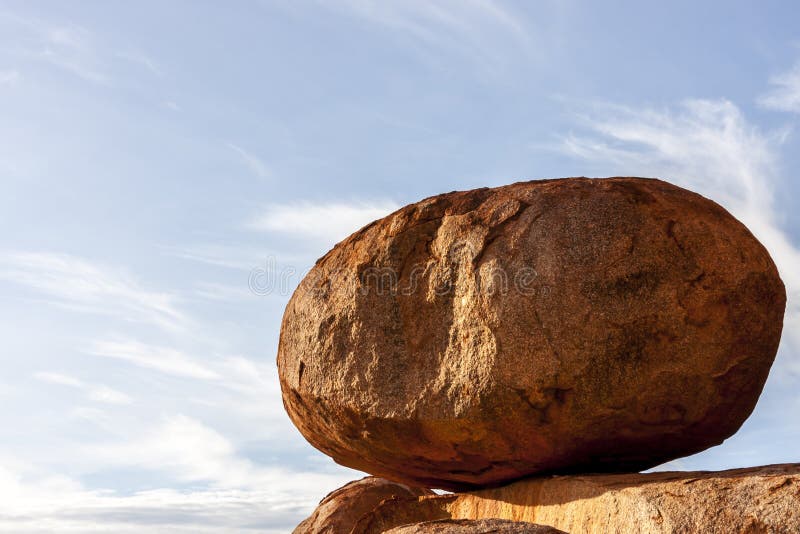 Devils Marbles Karlu Karlu Conservation Reserve. Eggs of the Rainbow ...