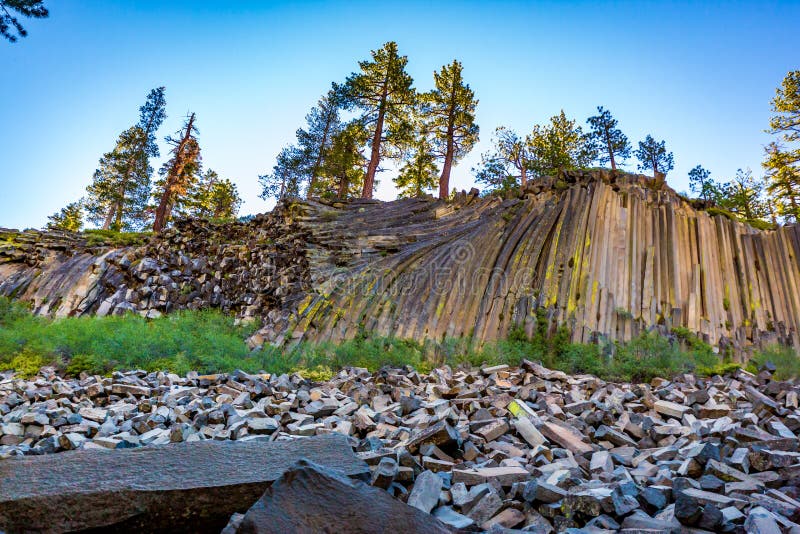 Devils Postpile National Monument Stock Image - Image of columnar ...