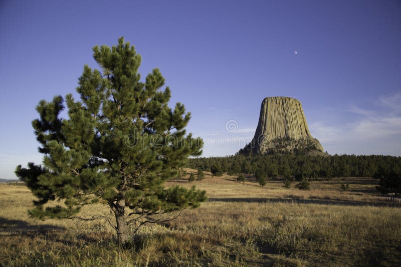 Devils Tower- Moon Rise in September Stock Photo - Image of evening ...