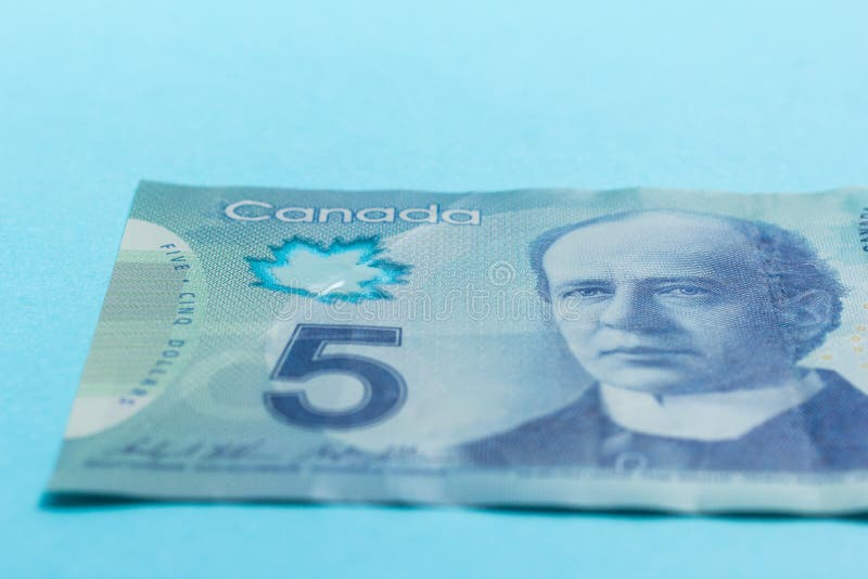 Dollars Canadiens Et Devise Nord-am?ricaine Personne Sup?rieure De Vue ...