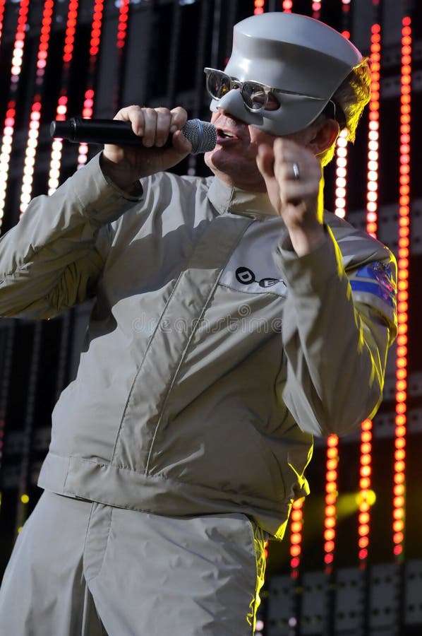 Devo performing live. editorial stock image. Image of star - 14635004
