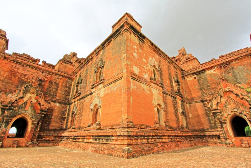 Dhammayangyi Temple, Bagan, Myanmar Stock Photo - Image of building ...