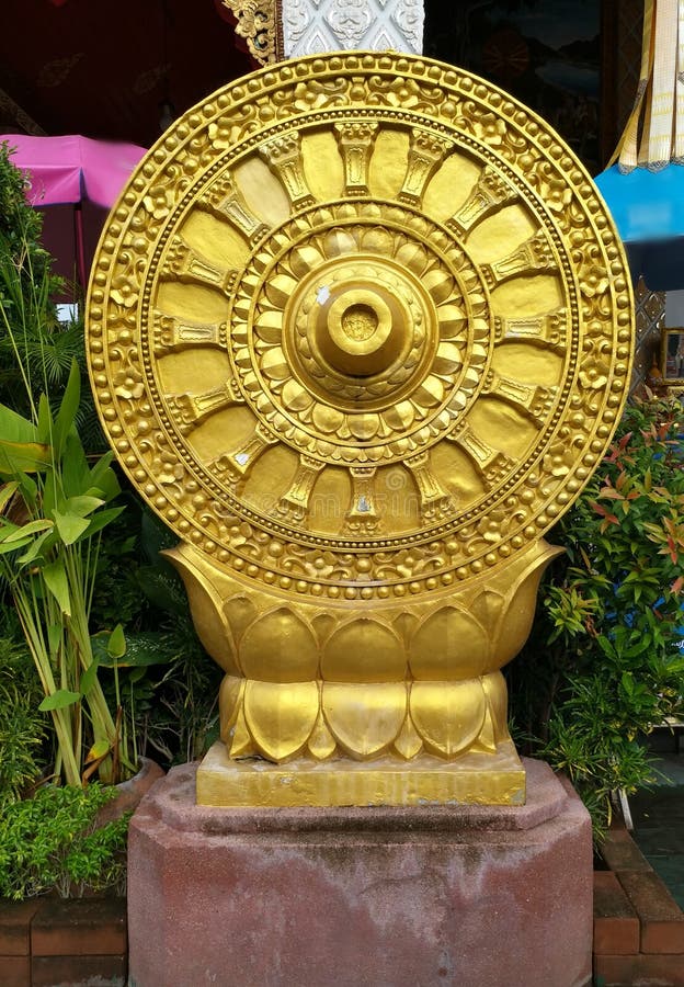 Symbol of Dharmachakra in Sarnath, Varanasi Stock Image - Image of ...
