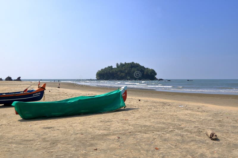 Dharmadam Island and Beach in Kannur, Kerala, India Stock Image - Image ...
