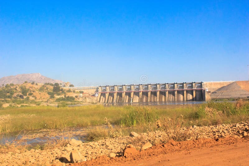 Dharoi Dam stock photo. Image of water, reservoir, gujarat - 48272498