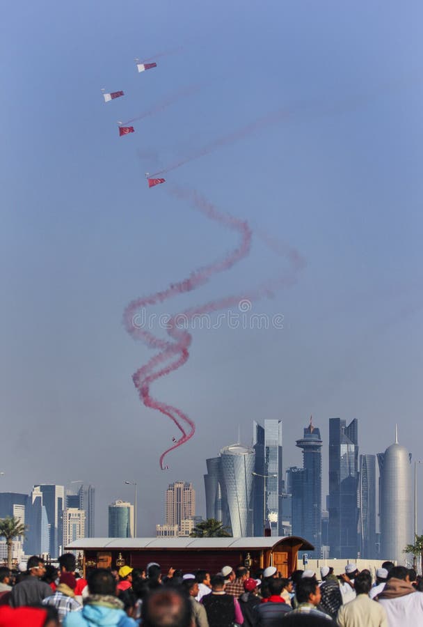 Dia Nacional Em Doha 2015, Catar Imagem Editorial - Imagem de qatari ...