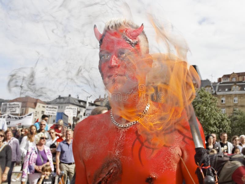 Diabo - Dia Da Rua De Christopher Foto de Stock Editorial - Imagem de ...