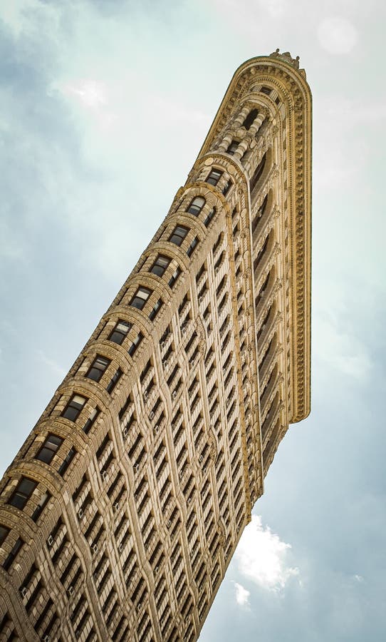 Diagonal View of the Flatiron Building Editorial Stock Photo - Image of ...