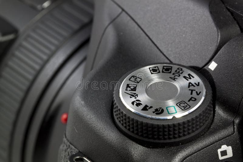 Dial button on DSLR camera stock image. Image of shot - 15389453