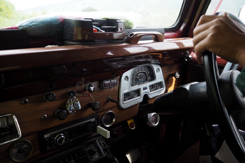 Dial vehicle stock image. Image of stereo, center, automobile - 77113861