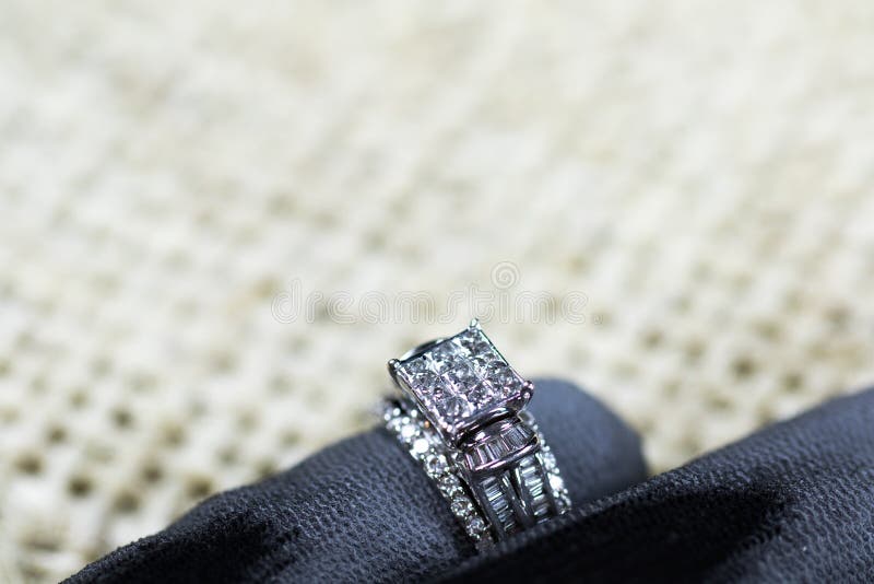 A Diamond Engagement Ring. in a Box with Glint/reflection. Shimmering ...