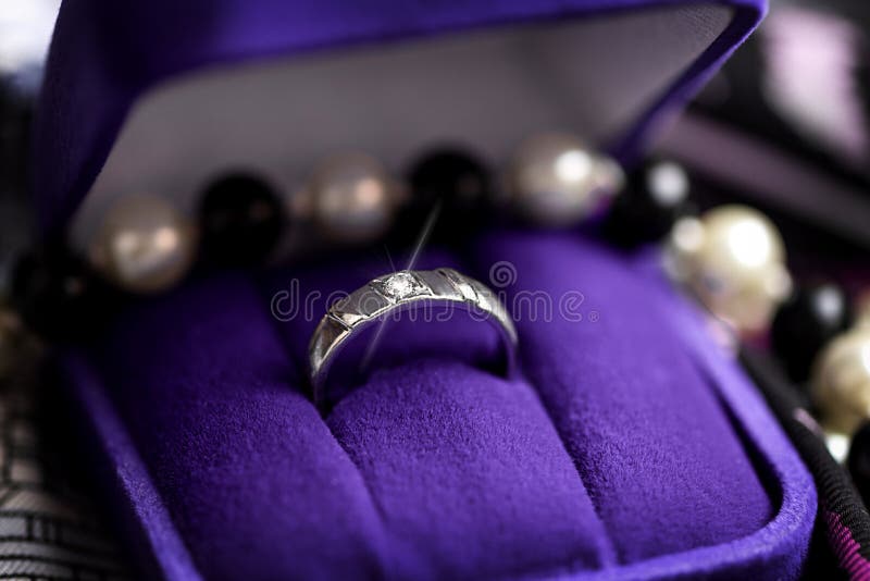 Diamond Engagement Ring in Open Gift Box Stock Photo - Image of ...