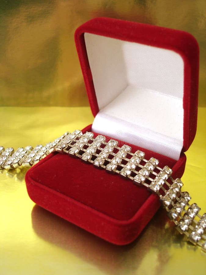 Diamond Necklace in Red Box Stock Image - Image of brilliance, beads ...